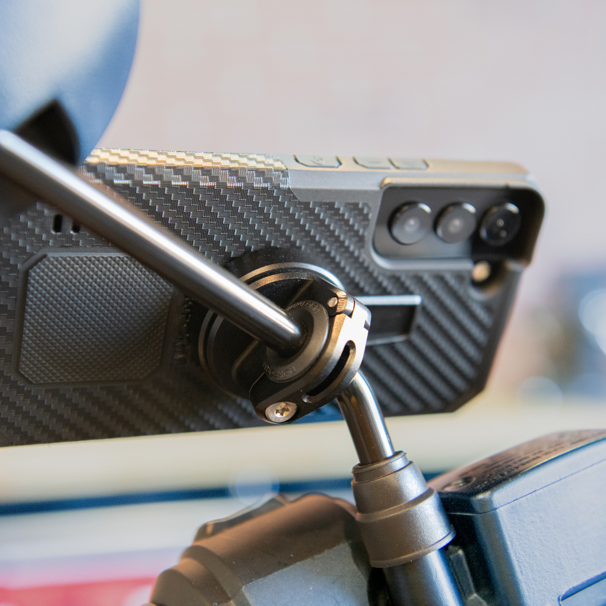 Small Bar Phone Mount | Rokform.com